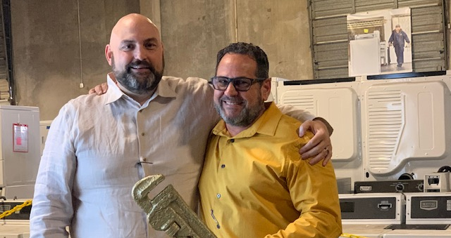 Phoenix collection manager Tom Rizzo celebrates 30 years with CSC – CSC ...